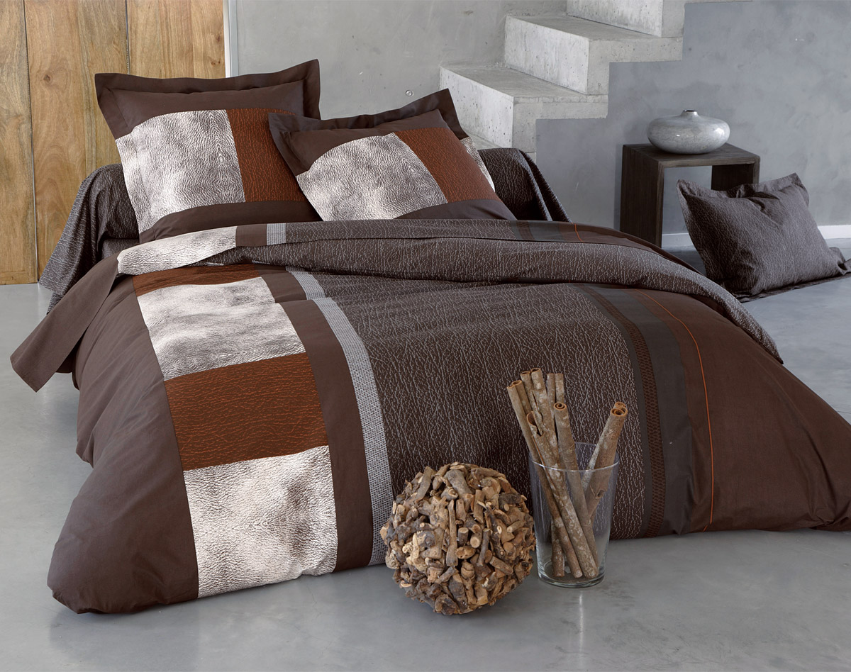 Parures de lit Becquet - Linge de lit effet cuir - Iziva.com Parures de lit Becquet - Linge de lit effet cuir - Iziva.com